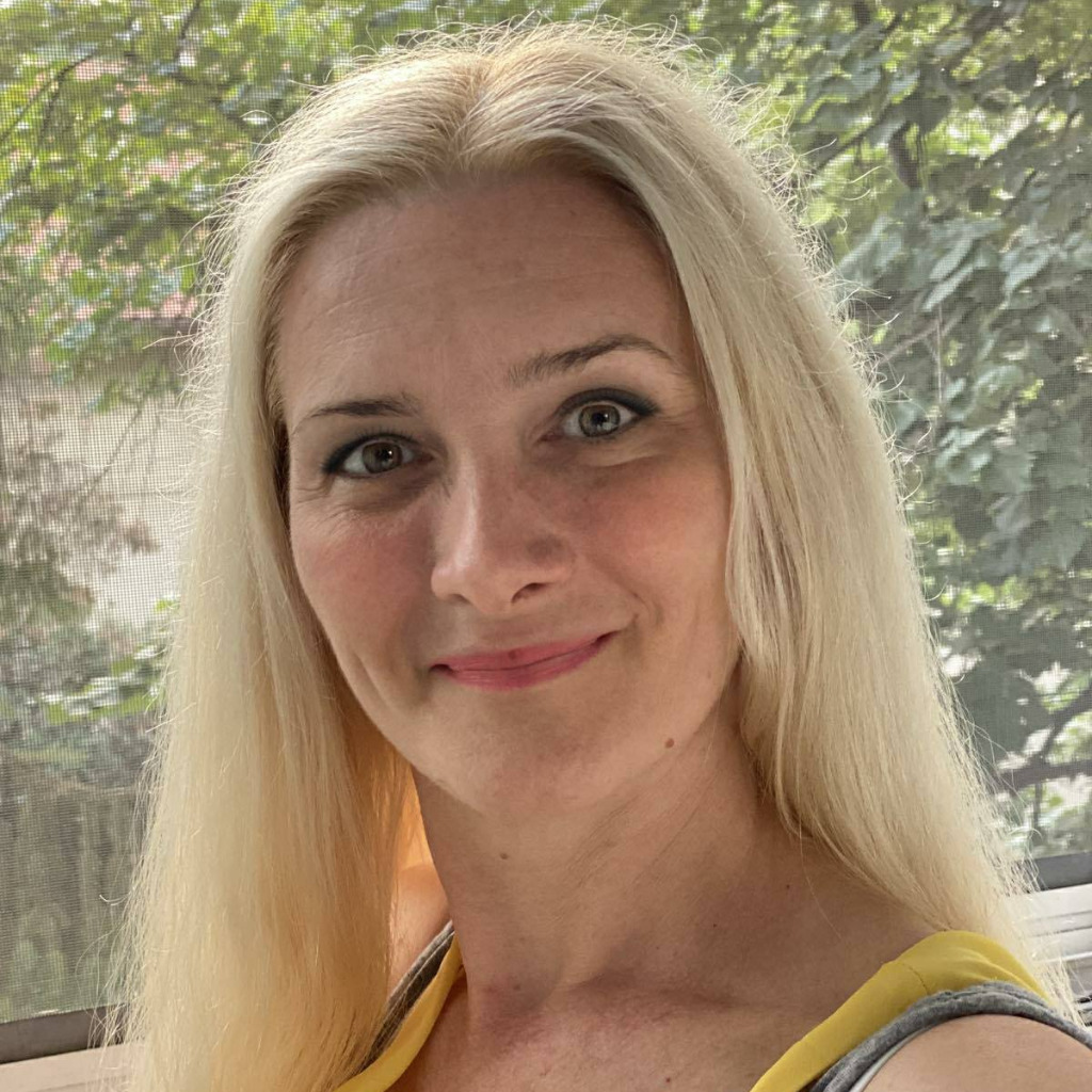 Sandra Janus's Instagram, Twitter & Facebook on IDCrawl