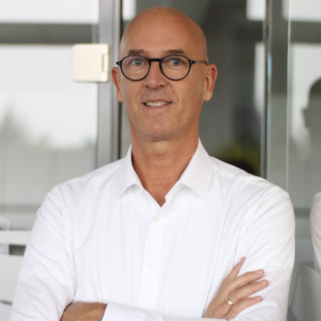 Thomas Henze - Leiter Classic Center - Heinrich Göbel GmbH | XING