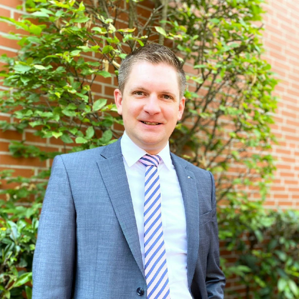 Daniel Bormann - Marktunterstützung Aktiv Gutachten - Volksbank ...