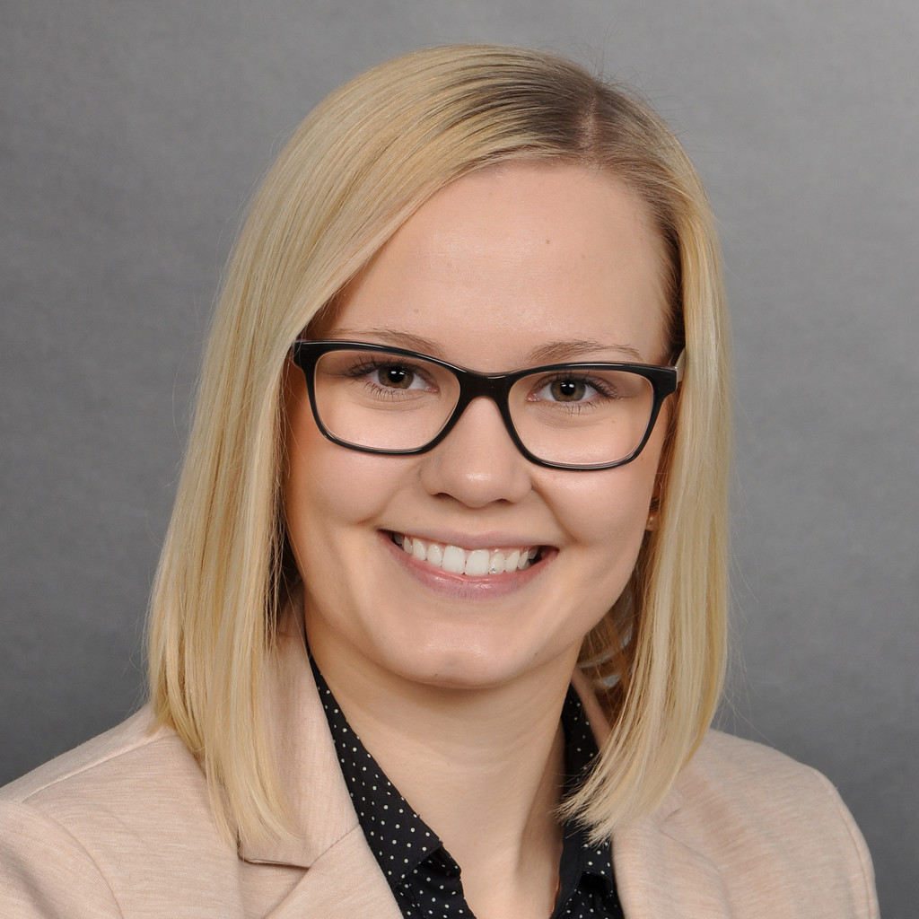 Laura Reinhardt - Industriekauffrau - engelbert strauss GmbH & Co. KG ...