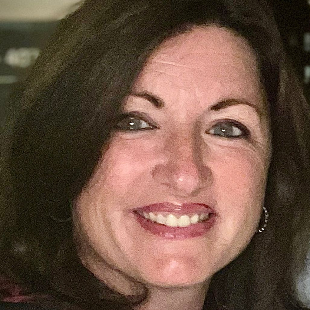 Barbara Langer - Head of Marketing & Communications - Envola GmbH | XING