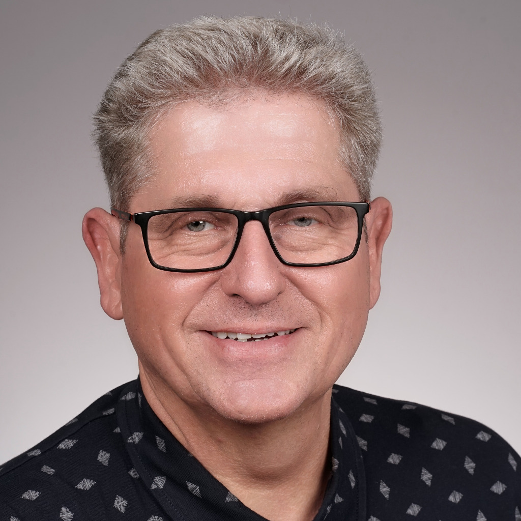 Werner Pfeiler - Sachbearbeiter operativer Einkauf - Undefined | XING