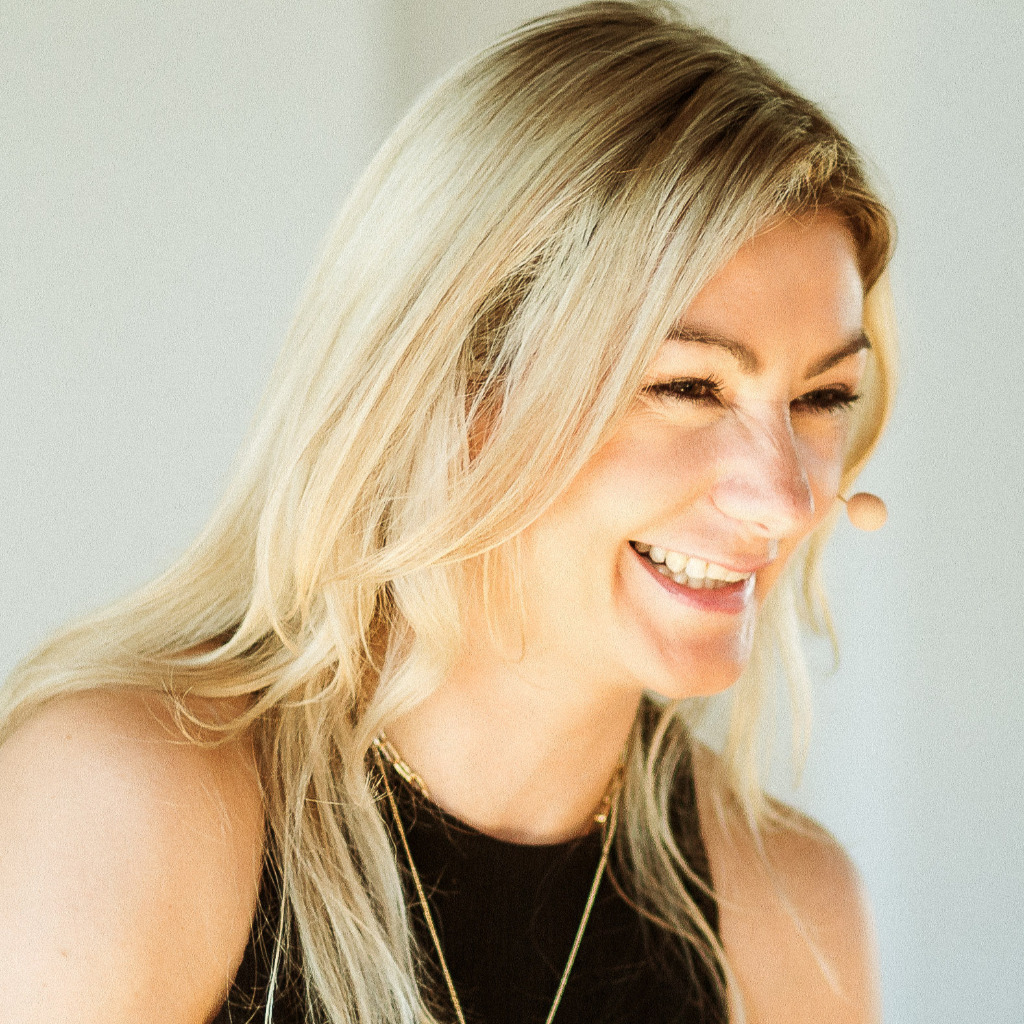 Juliana Käfer - Expertin für Life, Body & Business Transformation ...