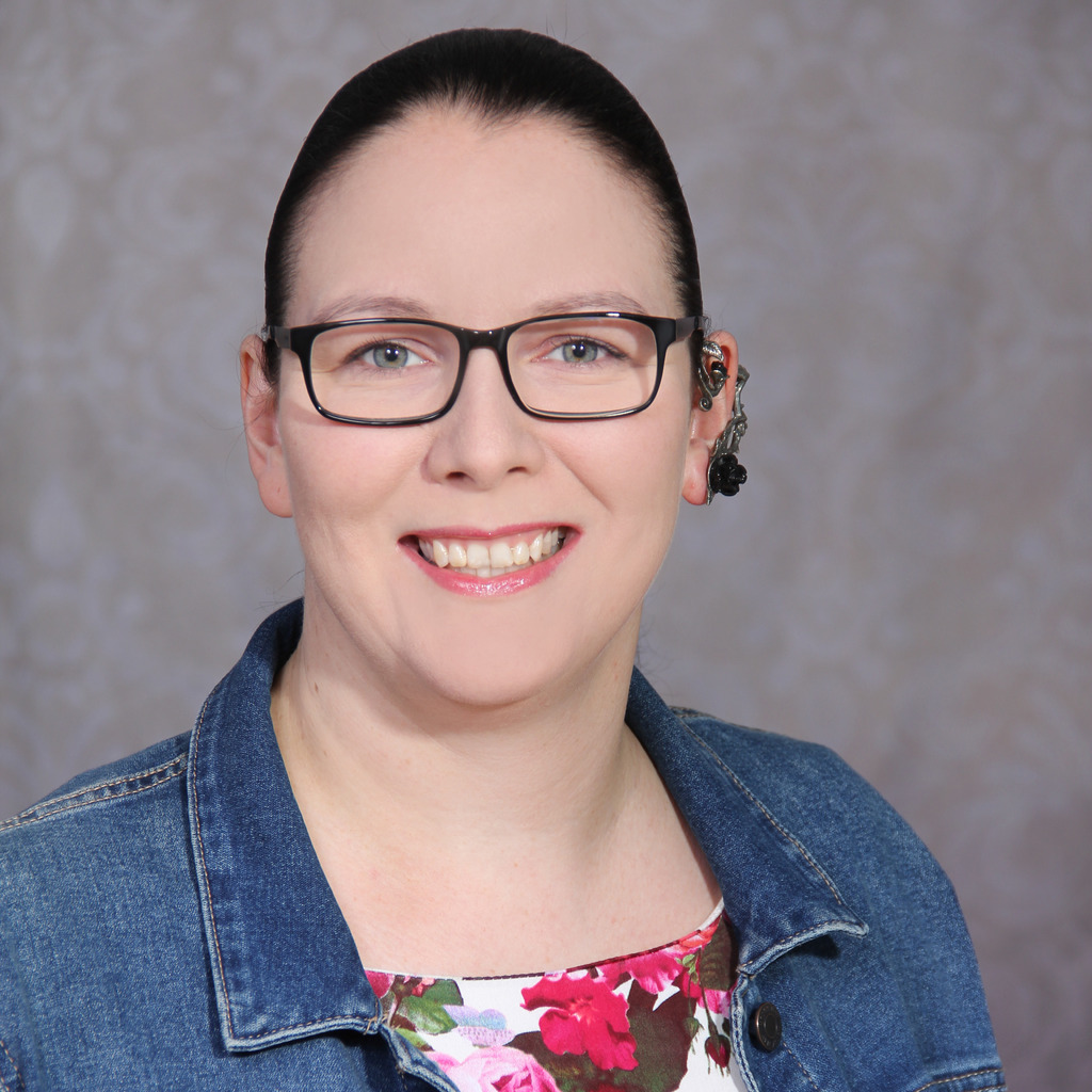 Tamara Johanik - Konstrukteurin - AKH - Antriebstechnik KATT Hessen ...