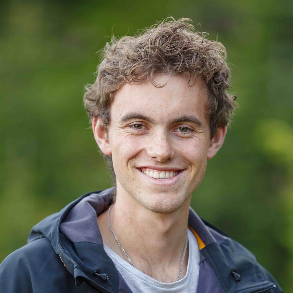 Simon Straetker - Regisseur - Black Forest Collective GmbH | XING