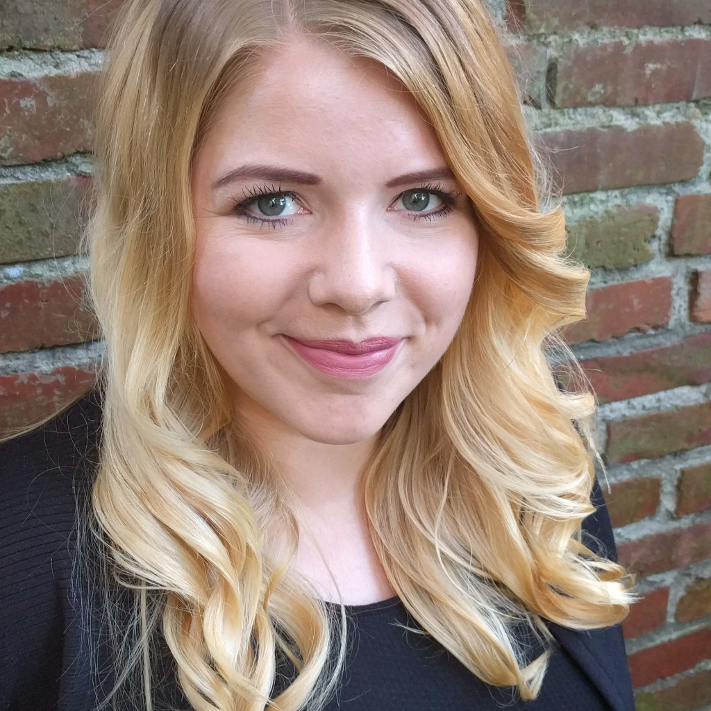 Cindy Piper - Senior Art Director - K16 GmbH | XING