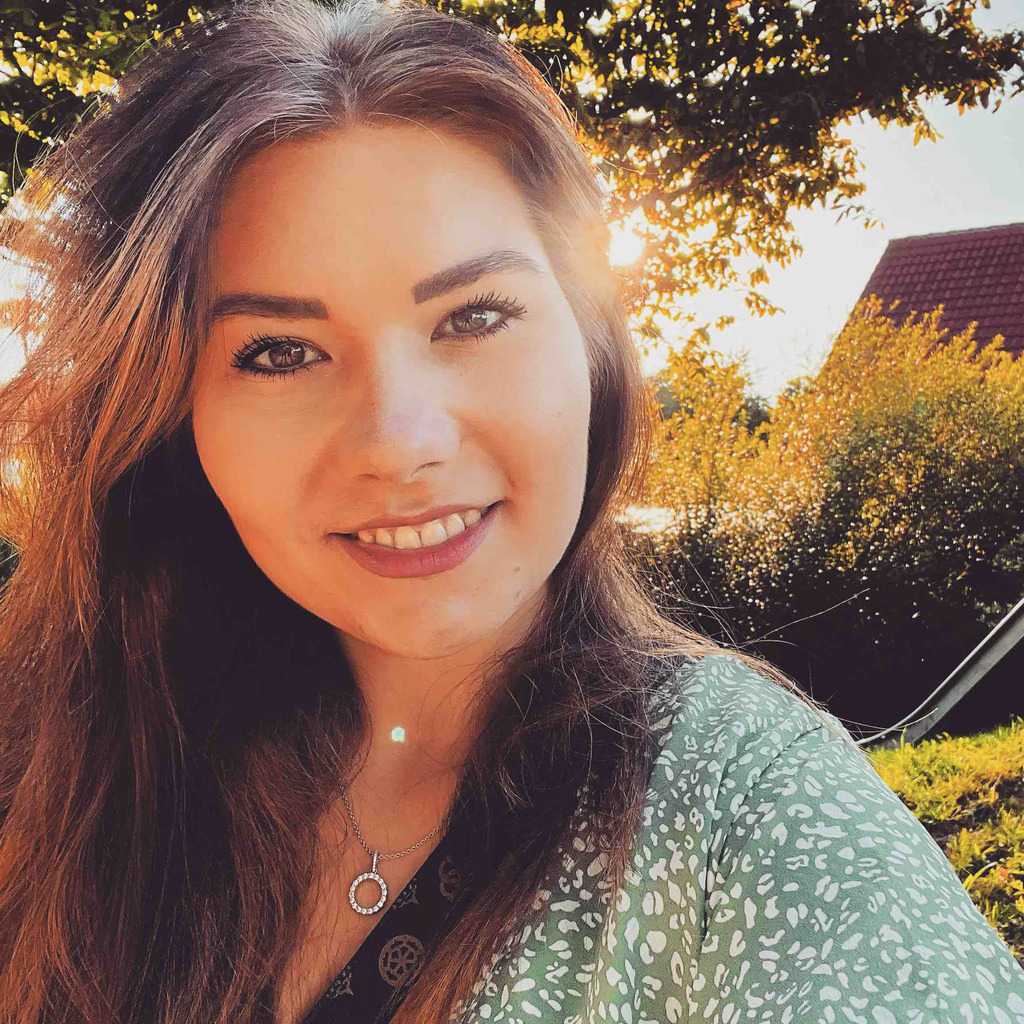 Isabella Wilhelm's Instagram, Twitter & Facebook on IDCrawl