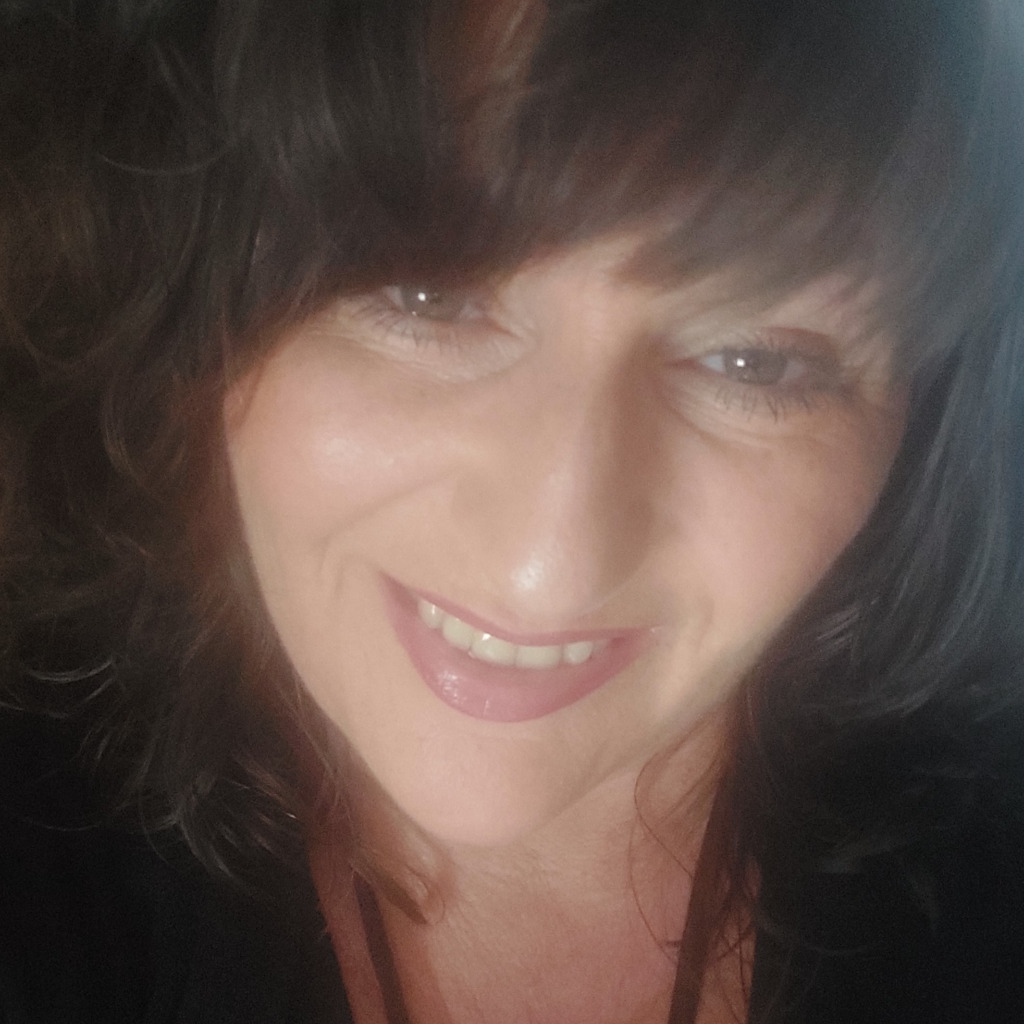 Janet Hawley - Customer Relationship Manager - Sembach GmbH & Co. KG | XING