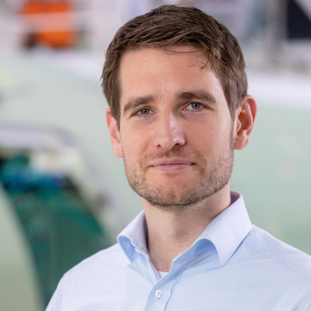 Alexander Engels - Industrial Architect - Airbus Operations GmbH ... Alexander Engels - Industrial Architect - Airbus Operations GmbH ...