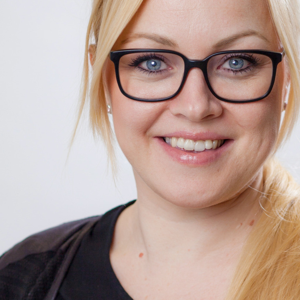 Jennifer Heide's Instagram, Twitter & Facebook on IDCrawl