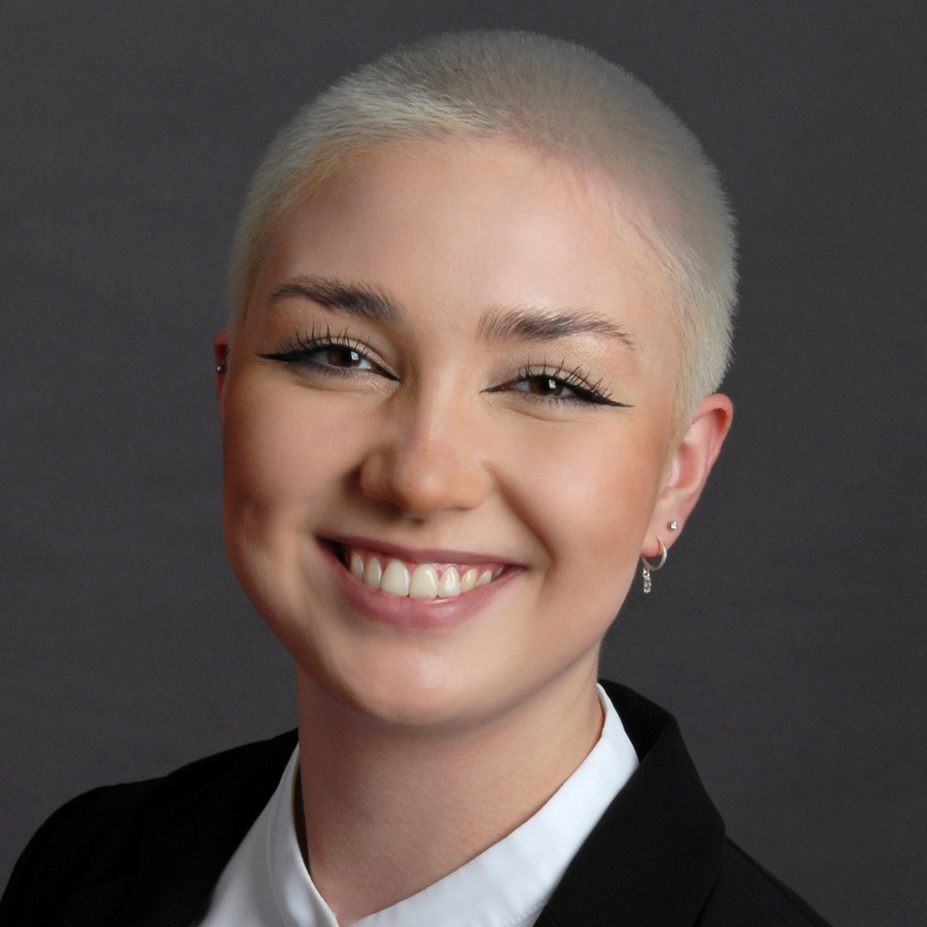 Zoe Müller - Kreditsachbearbeiterin - Sparkasse Nürnberg | XING