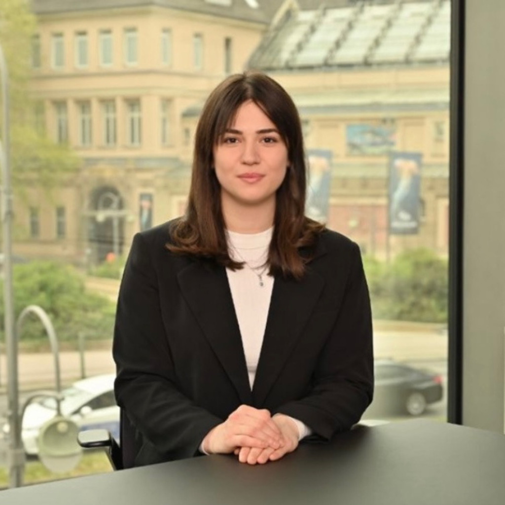 Cansu Asena Othan - Senior Sales Consultant - RED - Der globale ...