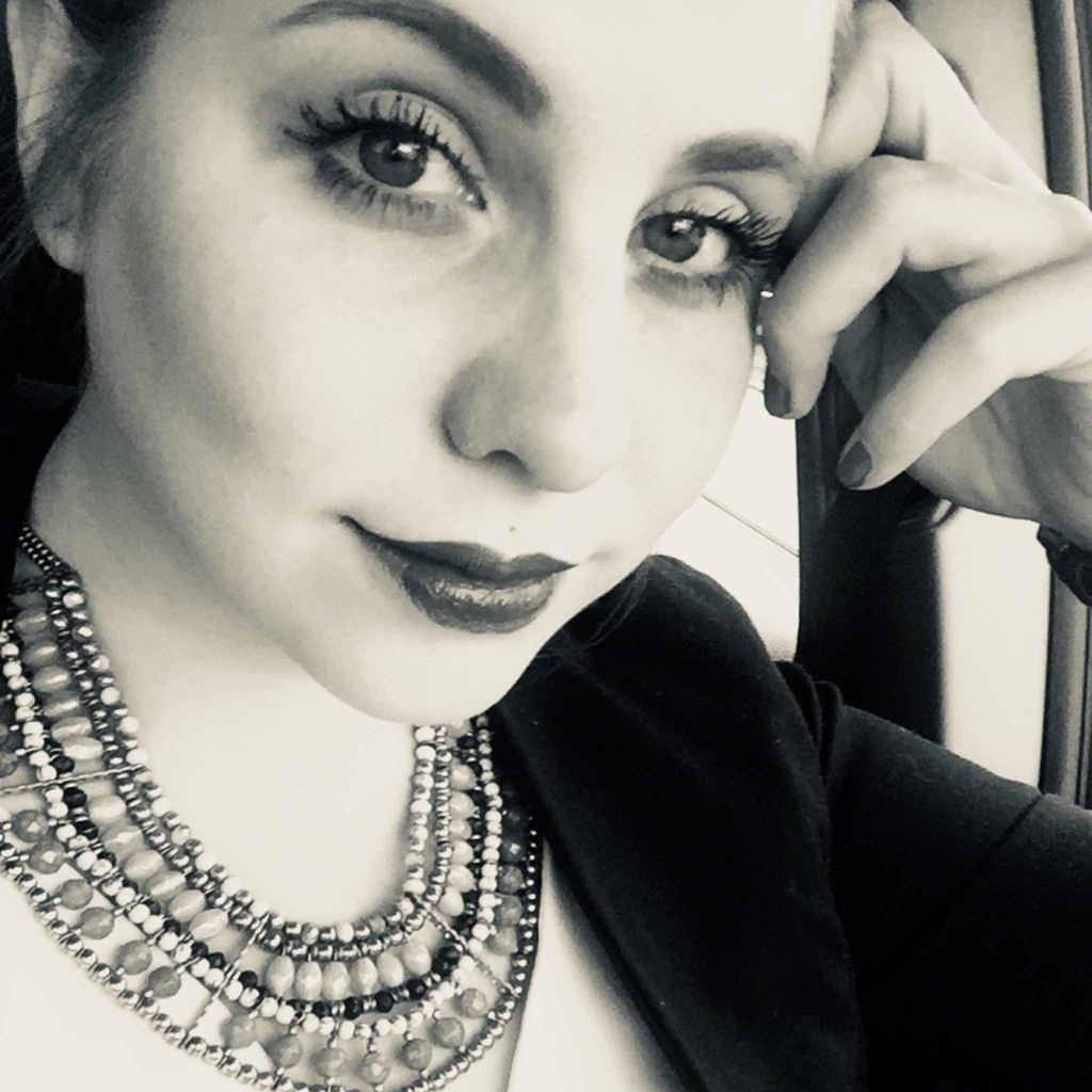 Esther Freitag - Geschäftsführerin - PflegeVita24 GmbH | XING