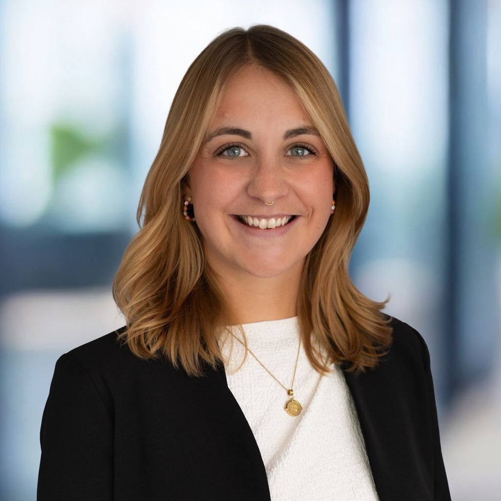 Kira Tetzlaff - Mediengestalter Digital und Print - Wilhelm Rink GmbH ...