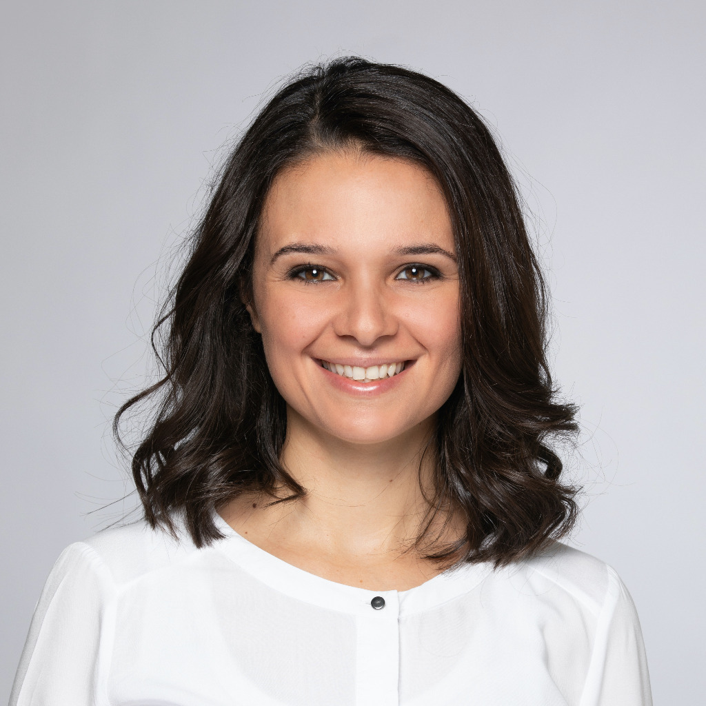 Nadia Amri - Executive Search I Leadership Advisory I Assessments ...