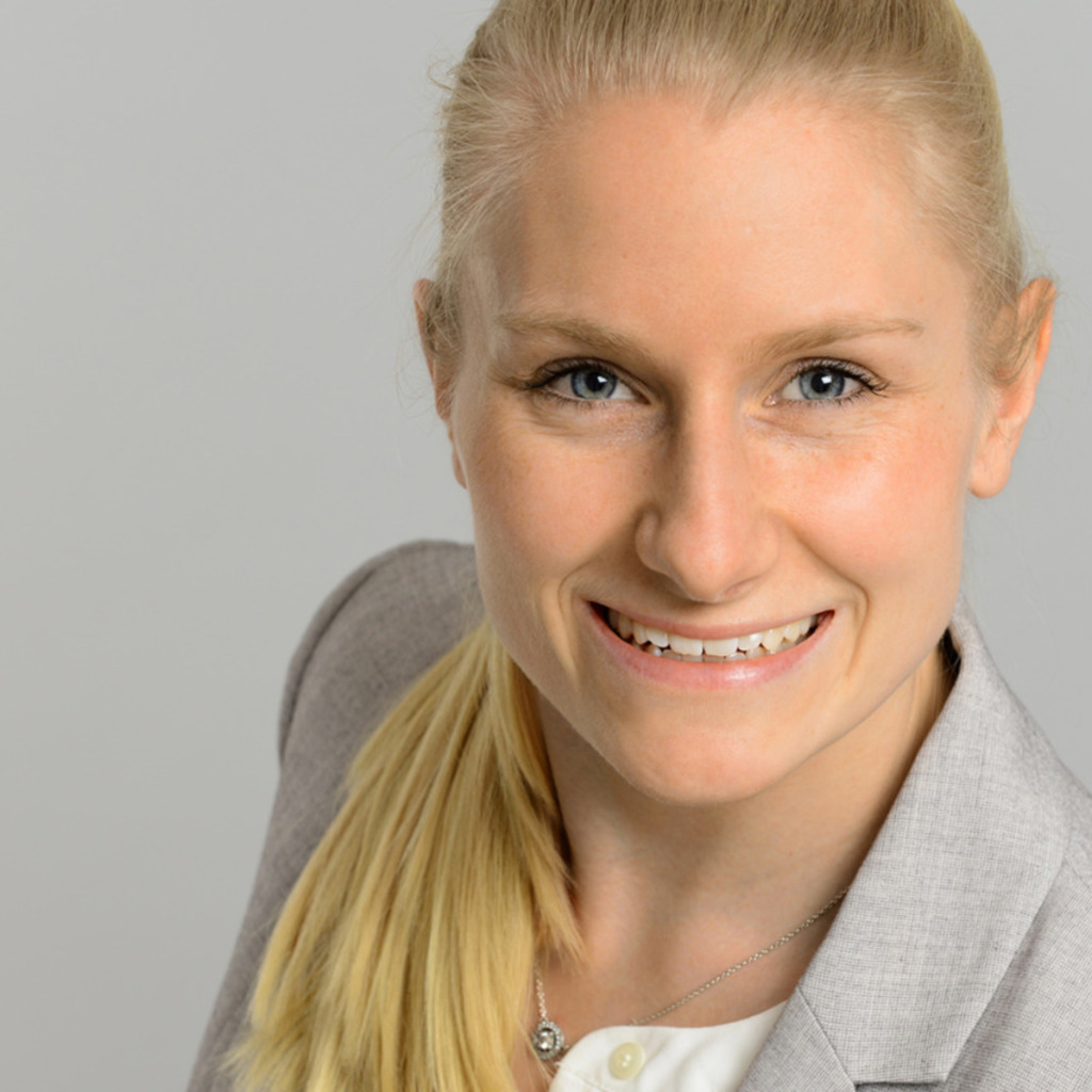 Carolin Engel - Referentin Maßnahmensteuerung - Schleswig-Holstein Netz ...