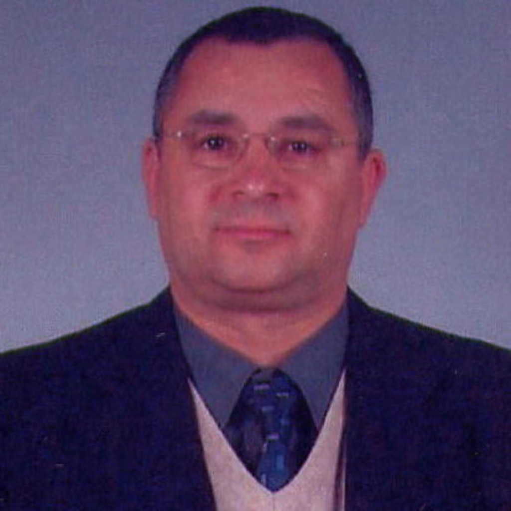 MANUEL RIBEIRO - Economista-Professor - Ministério da Educação | XING