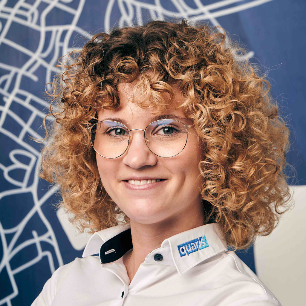 Jule Ermel - Assistenz der Geschäftsführung - Cosmos GmbH - Service für ...