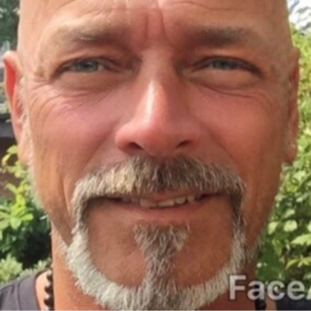 Brian Thiede - Geprüfte Schutz - und Sicherheitskraft GSSK ...