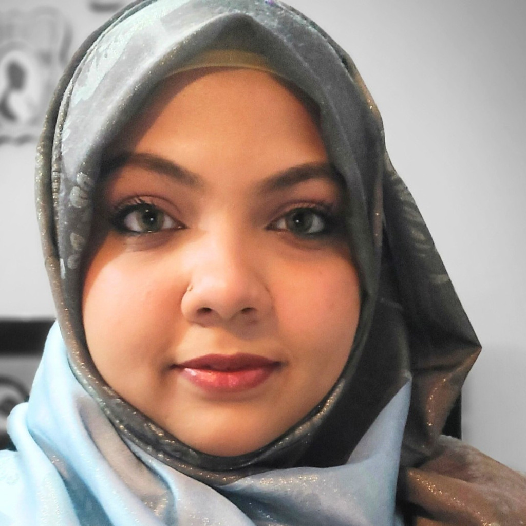 Alina Zunair - Copywriter - Self employed | XING