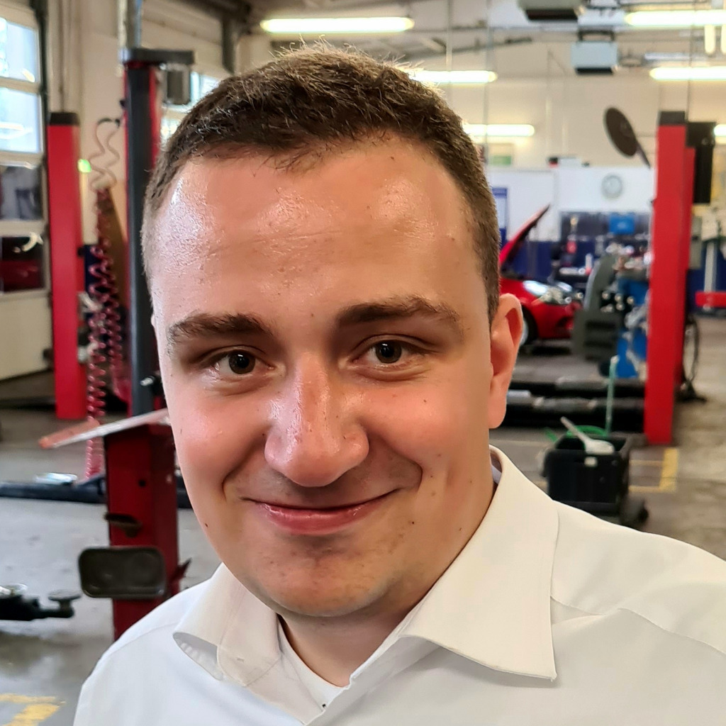 Maximilian Marschall - Repair Specialist - Free2Move | XING