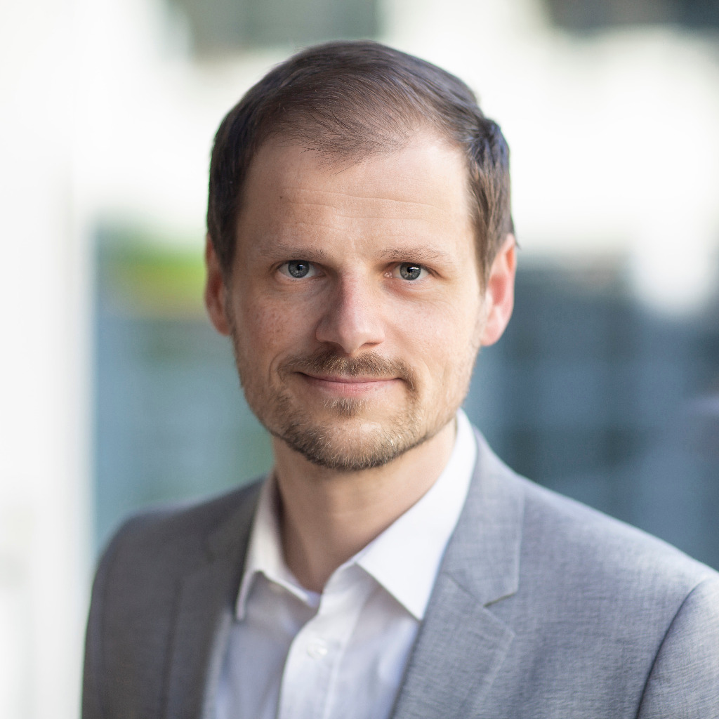 Simon Winter - Manager für digitale Transformation - iwb ...