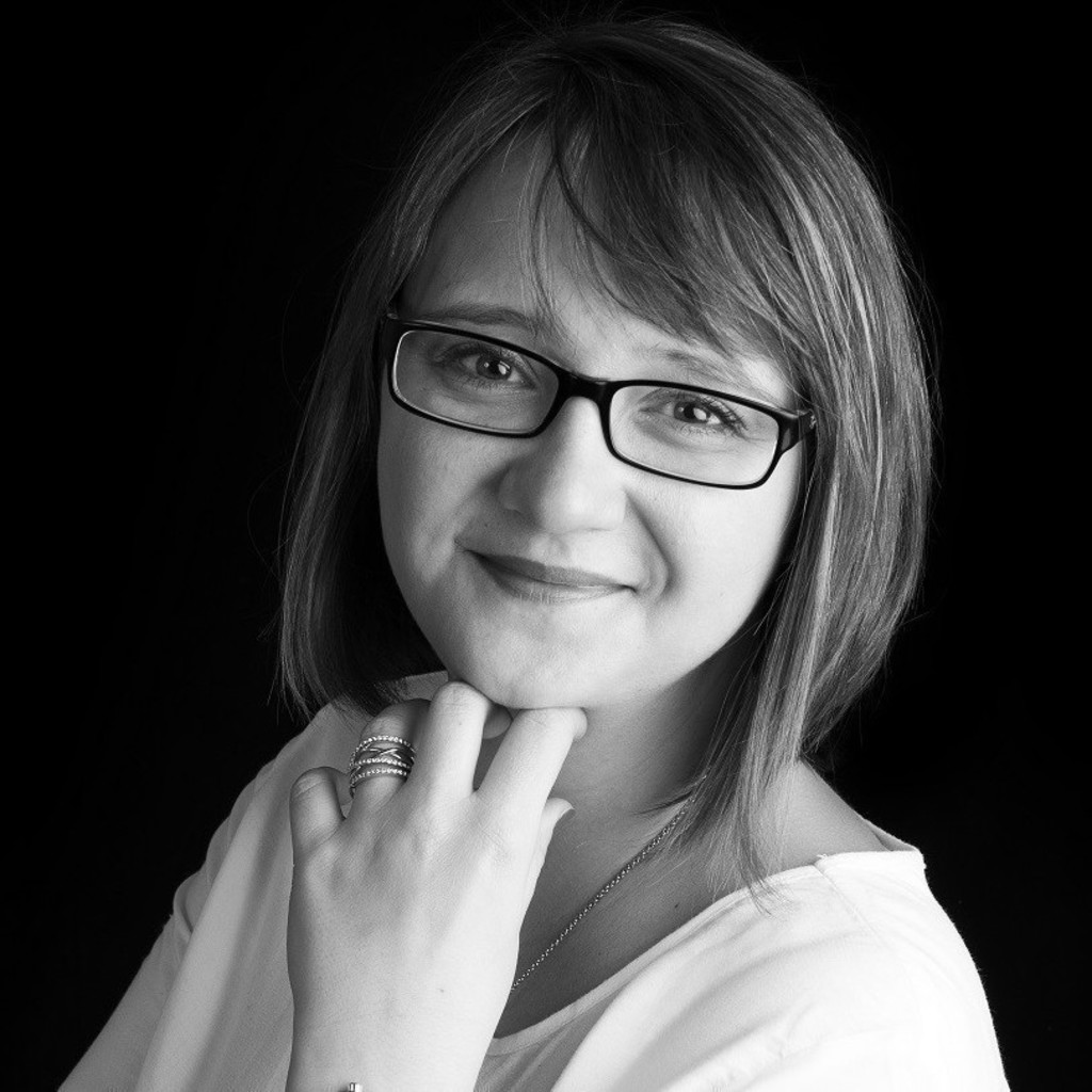 Ella Hinkel - Online-Marketing Manager - sichtbar.online | XING Ella Hinkel - Online-Marketing Manager - sichtbar.online | XING
