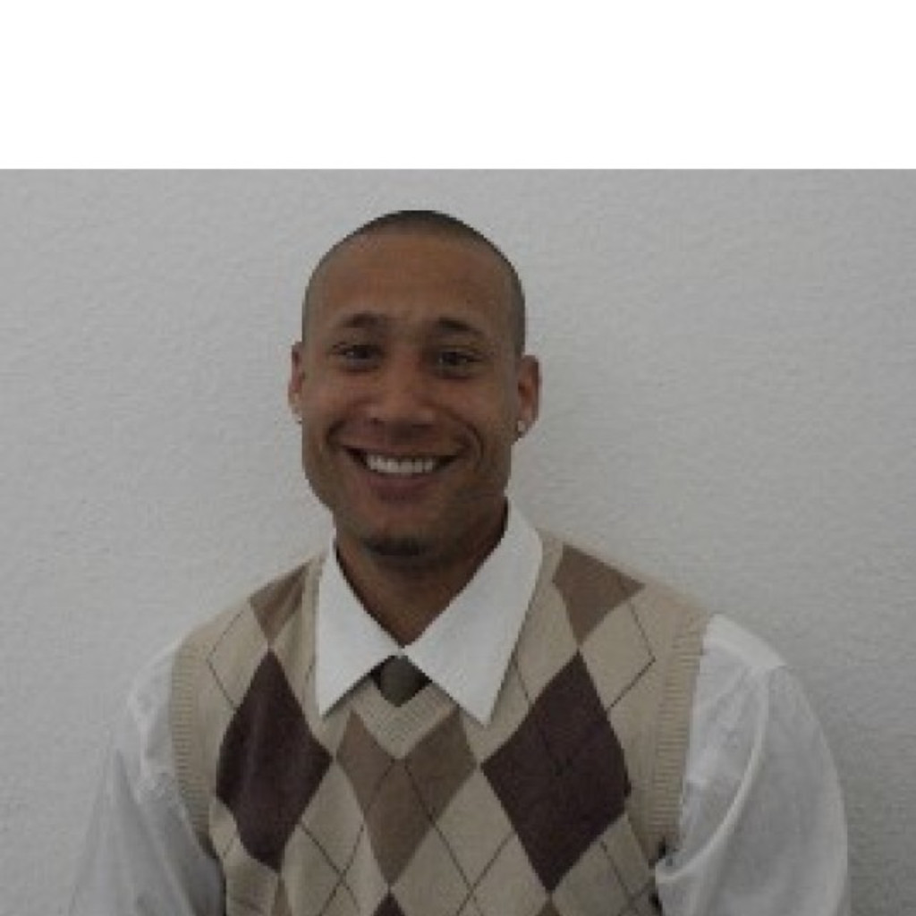 Daniel Bischoff - Monitoring mit Supportaufgaben der IT-Leitstelle ...