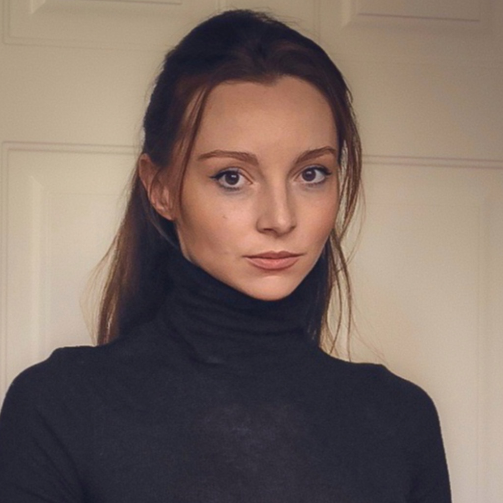 Maria Romanski - Content Specialist und Content Consultant - Connexis Holding GmbH | XING