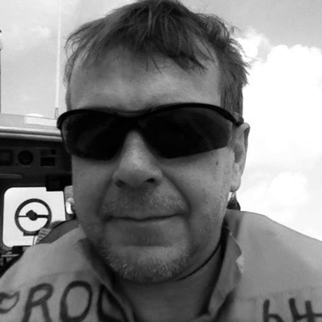 Darren McDonald - Managing Director - Moveout Data Seismic Services Ltd ...