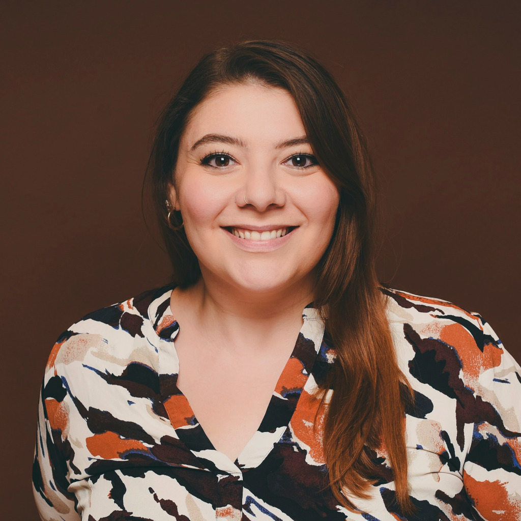 Stella Ruggero - Studio Manager - Studioline Photography | XING