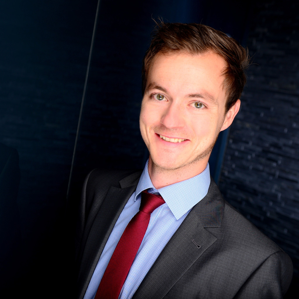 Pascal Hoffmann - Produktmanager Lager und Systemgeräte - Jungheinrich AG | XING