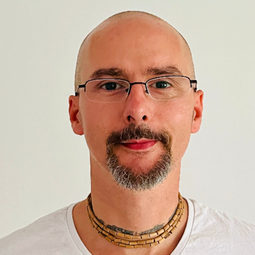 Franz Beyer - Papierschneider - druck.at | XING