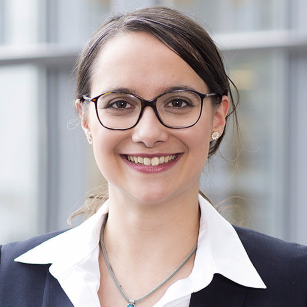 Laura Fee Pache - Mitarbeiterin Public Relations und ...