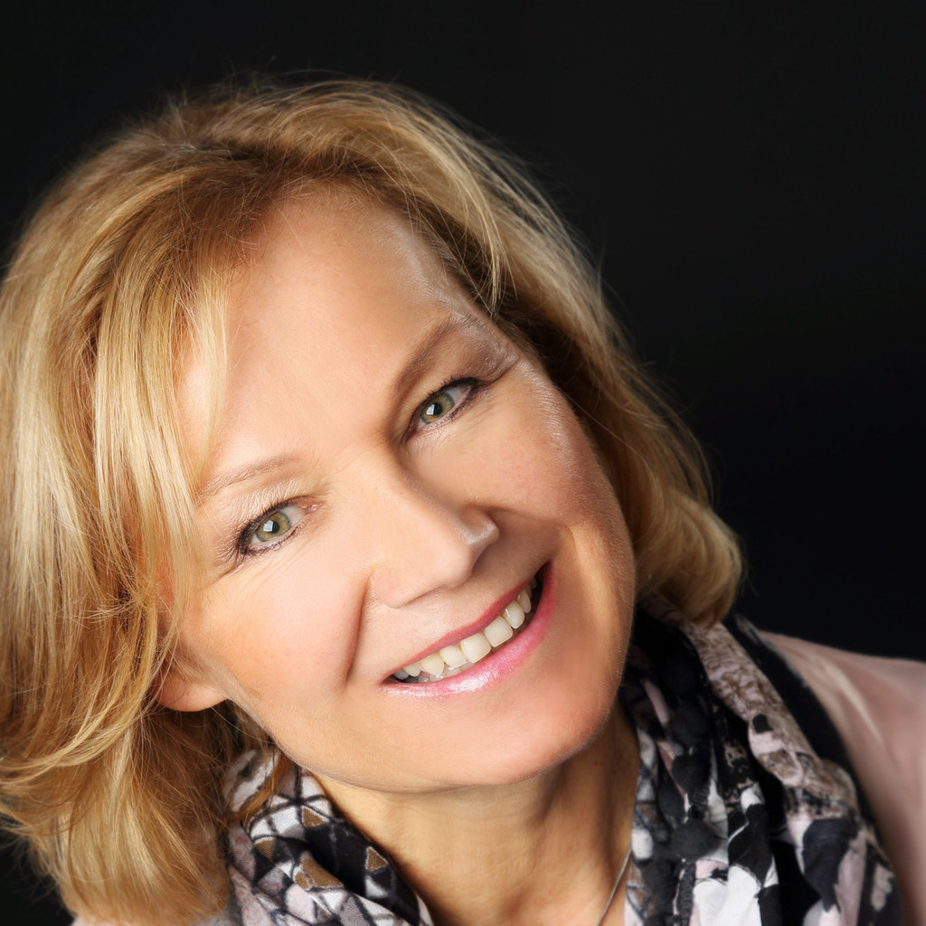 Anna Götz - Einrichtungsberaterin - Bella Casa - Anna Götz | XING