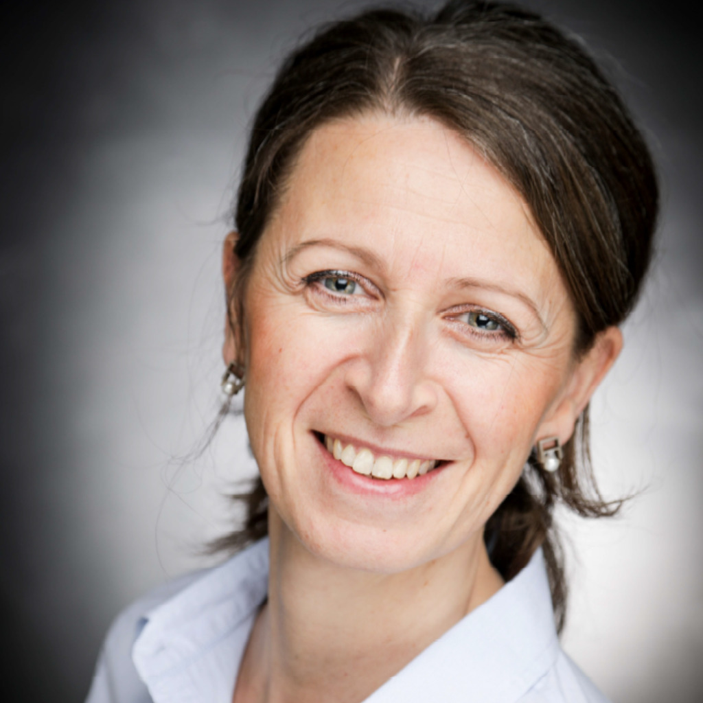 Britta Knöppel - Projektassistenz Personalberatung - LINEARIS Beratungs ...