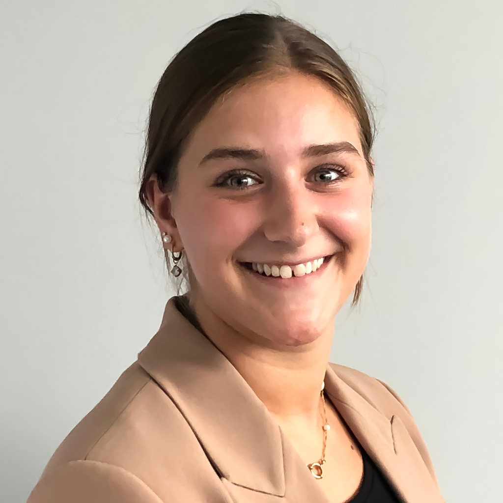 Emmely Göthlich - Assistentin der Geschäftsführung - Richter+Frenzel ...