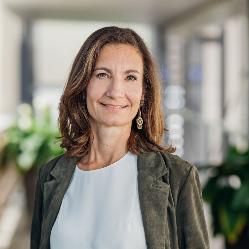 Dipl.-Ing. Eva Koller - Geschäftsführerin - AGR Austria Glas Recycling ...