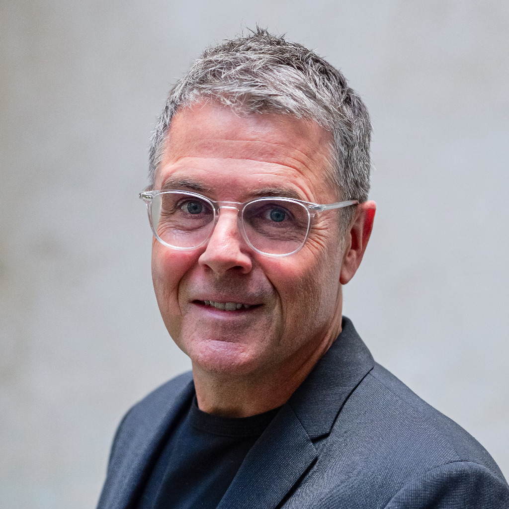 Dr. Oliver Thomas - Global Medical Product Lead mRNA & New Vaccines ...