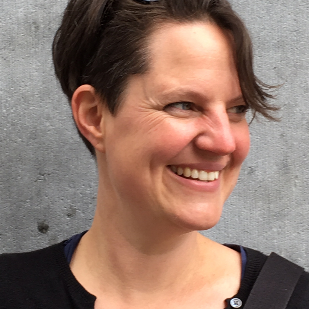 kristina brusa - Art Director - Kristina Brusa - Graphic & Book Design ...