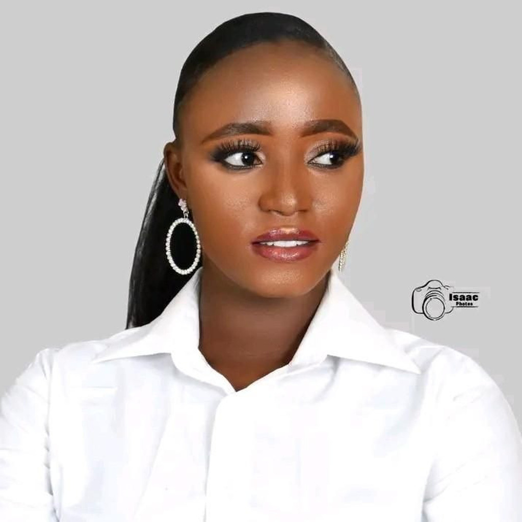 Haruna Bibinu - Sales Assistant - {} | XING