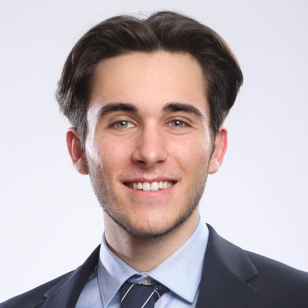 Mathis Jean-Louis - waiter - Four Seasons Hotel | XING