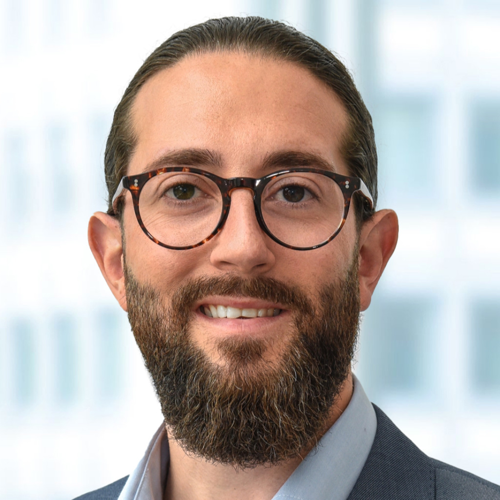 Dominic Kusnierczak - Firmenkundenberater für Ärzte und Apotheker - VR ...