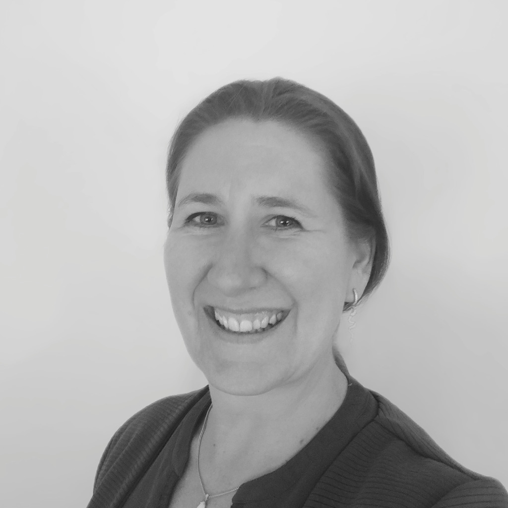 Alexandra Waller - Produktmanagerin - SCHUFA Holding AG | XING