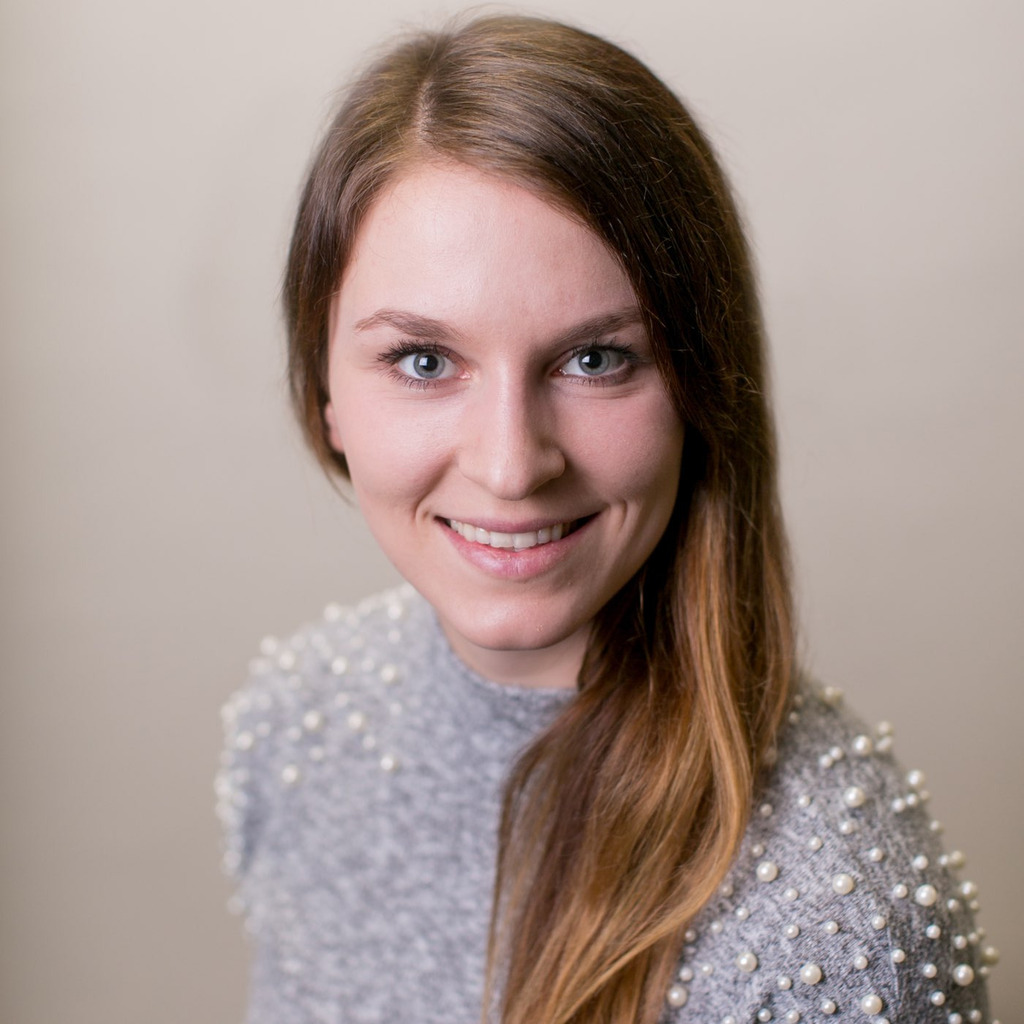 Anna-Maria Reich - Senior Associate im Accounting und Process Advisory ...