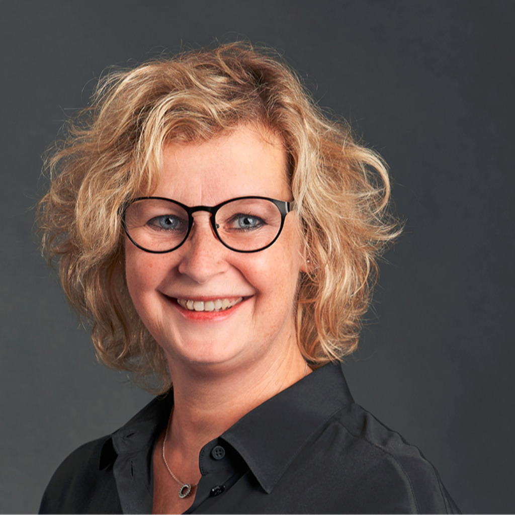 Ulrike Reimers - Assistentin der Geschäftsführung - AKRO-PLASTIC GmbH ...