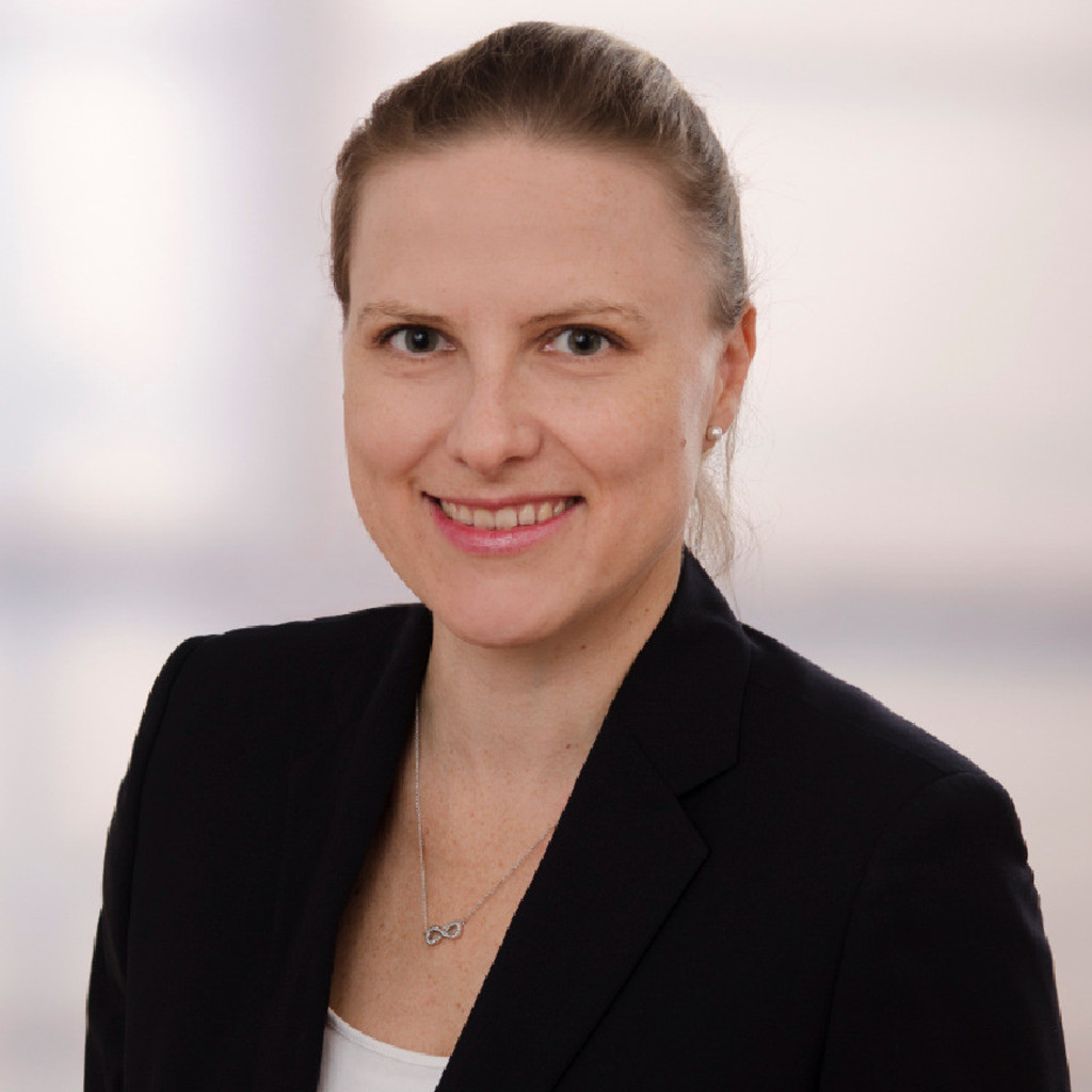 Dr. Edith Maier - GIS- und Geodatenexpertin - GIS-Akademie | XING