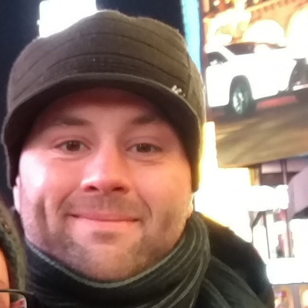 Andrew Helton - COO - Star Communication | XING