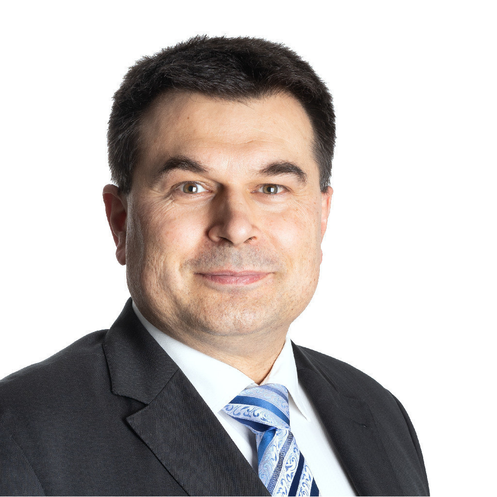 Dr. Robert Kohl - berufliche Herausforderung im Bereich RW, CO, Steuern ...