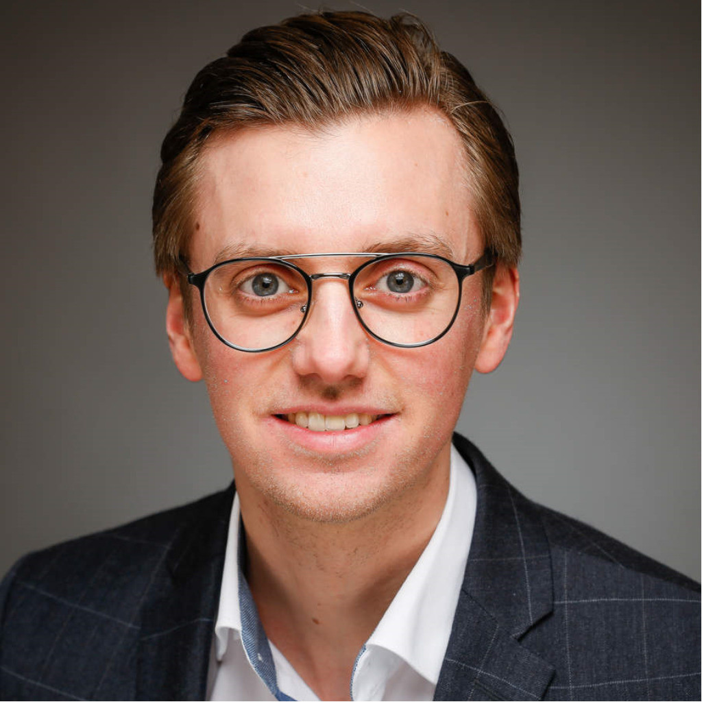 Dominik Storms - Senior Associate - PwC PricewaterhouseCoopers GmbH ...